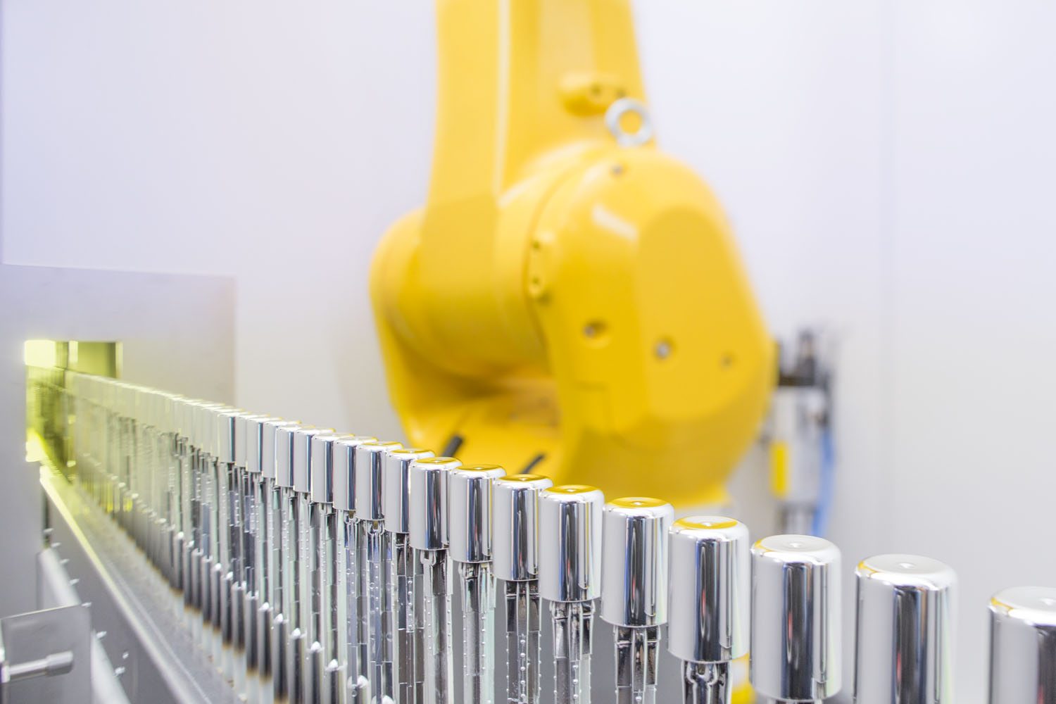 Vacuum metallization at Vacumetal - Vacumetal